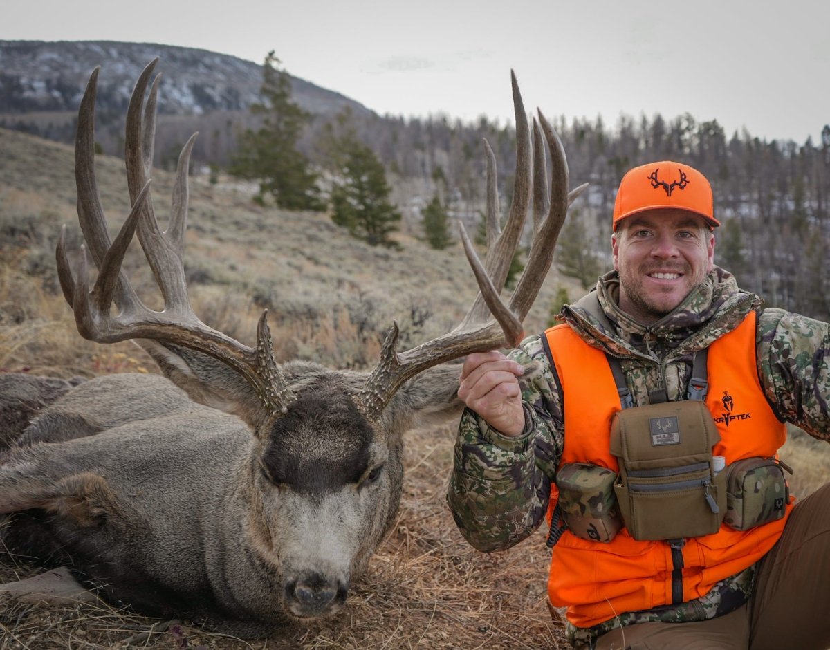Hard Work and Luck: Shooting a 200” Mule Deer Buck – Muley Freak